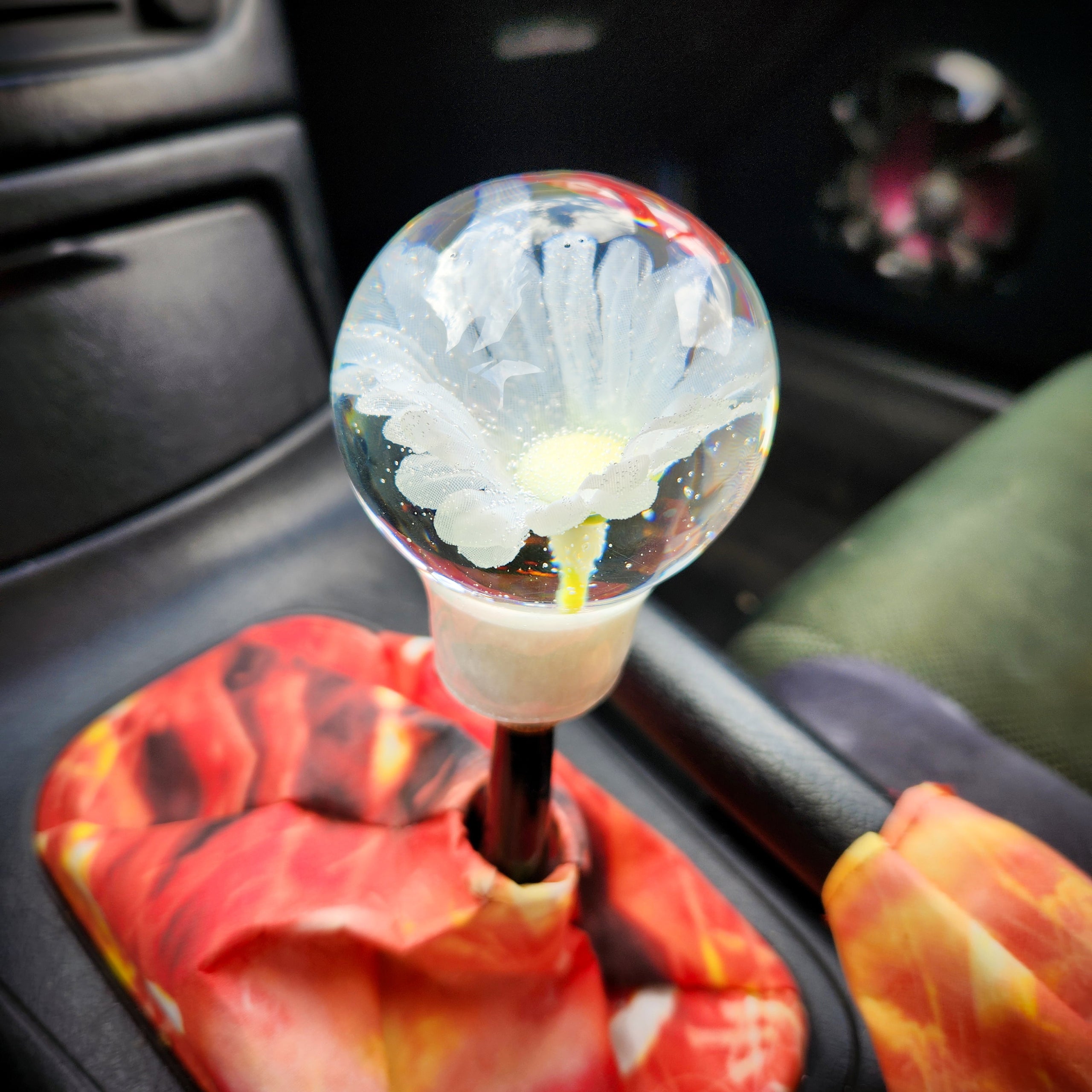White Daisy Shift Knob | JMcK Artwork